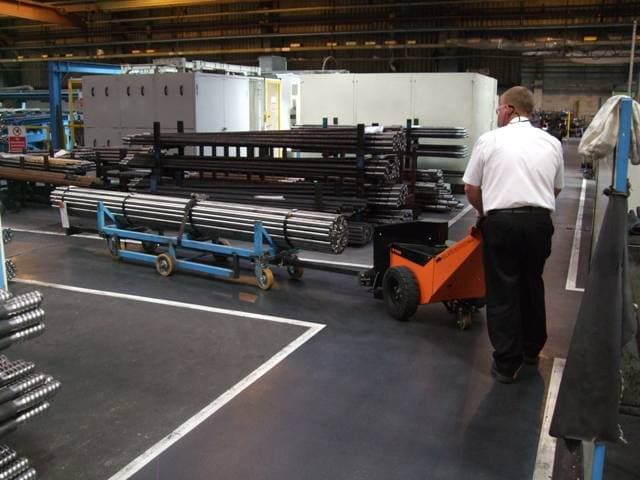 TP250 TRACTIVE UNIT FOR APPLICATIONS ON RAILS - Tractive Power